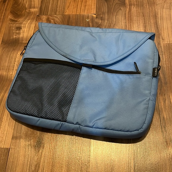 L.L. Bean | Bags | Llbean Light Blue Laptop Case | Poshmark